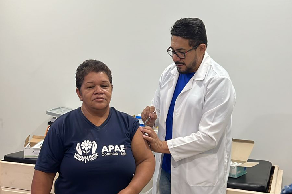 Prefeitura de Corumbá promove ação de saúde e vacinação na APAE